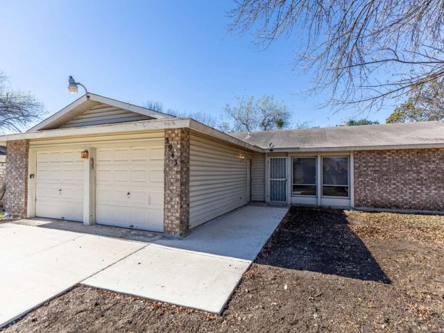 2943 Keslake St, San Antonio, TX 78222 | MLS #1935 | Compass