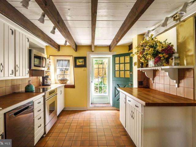 2943 Windy Bush Rd, Newtown, PA 18940 | MLS #PABU2108