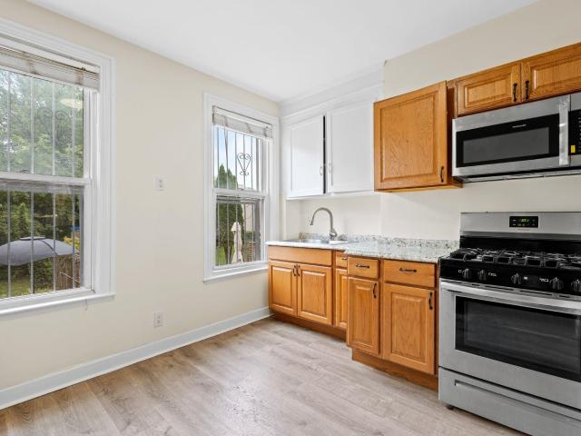 294 Clerk St # 1