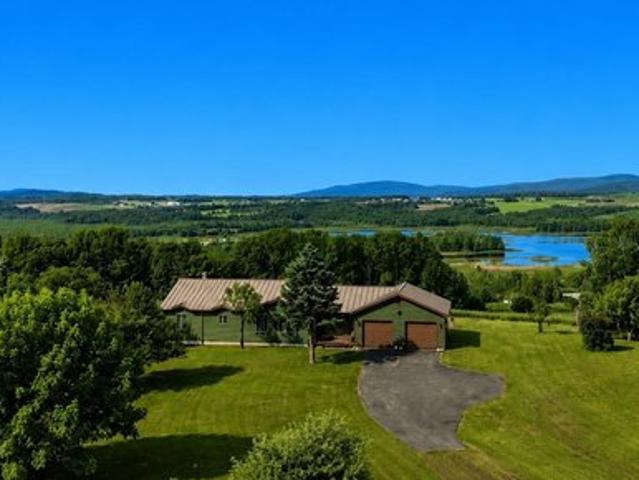 294 Briere Patch Ln, Derby, VT 05829