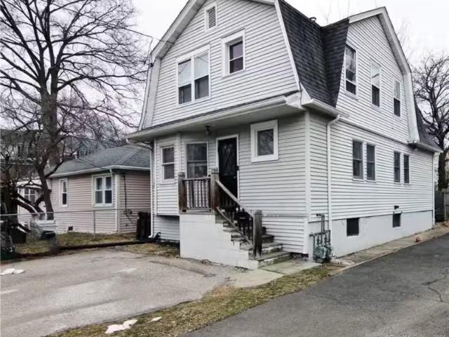 294 Halley Avenue, 2nd fl, Fairfield, CT 06825