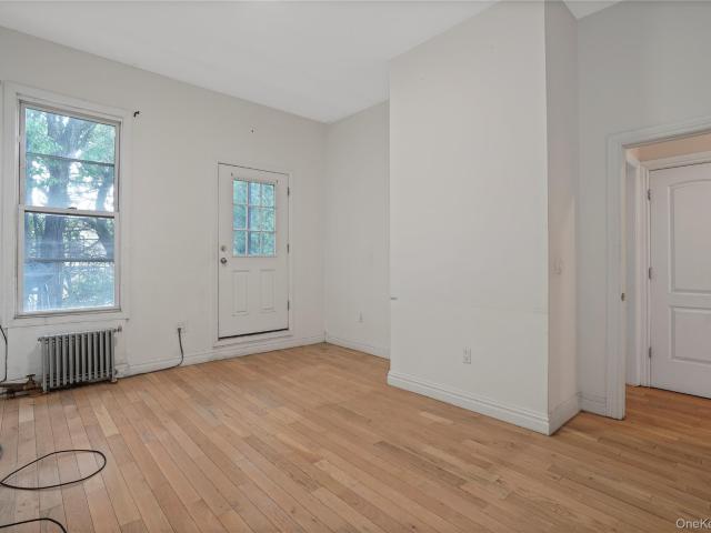 294 Hemlock Street