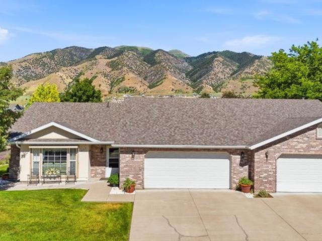 294 N Mountain View Ln W, Providence, UT 84332