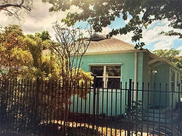 294 NE 57th St Unit 2, Miami, FL 33137