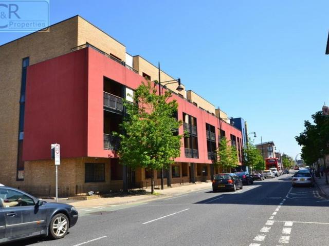 294 Stretford Road, Hulme. 2 bed apartment to rent £1,525 pcm £352 pw