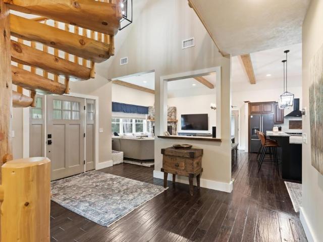 294 Paradise Drive