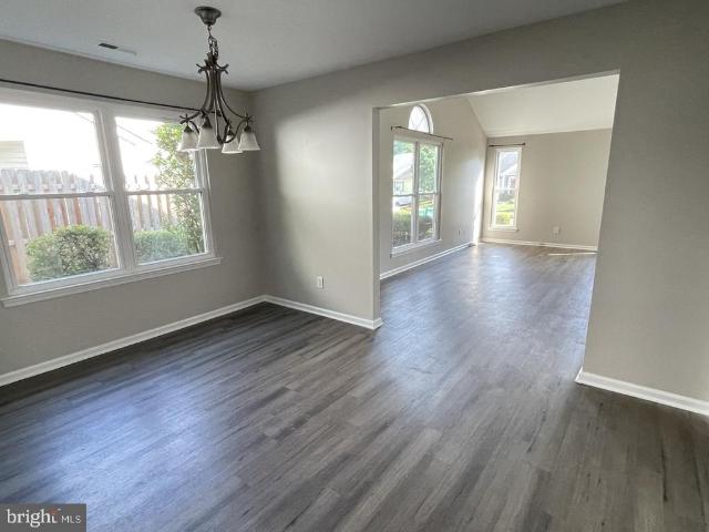 294 Woods Edge Place