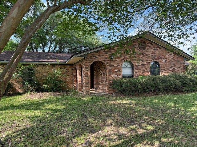 294 Washington St, Van, TX 75790