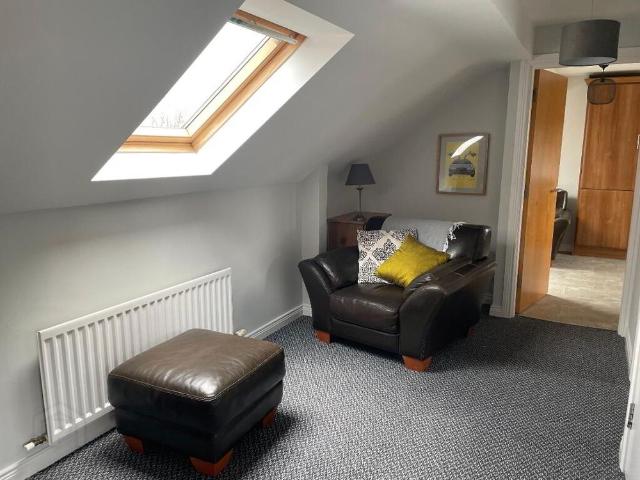 294A Saintfield Road, Wifi Included, Belfast, BT8 6PE