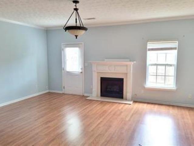 2954 Greyhawk Lane