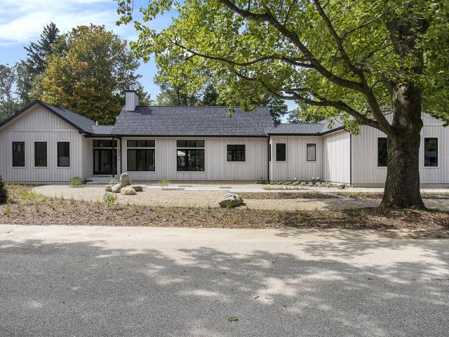 2954 Peach Creek Court