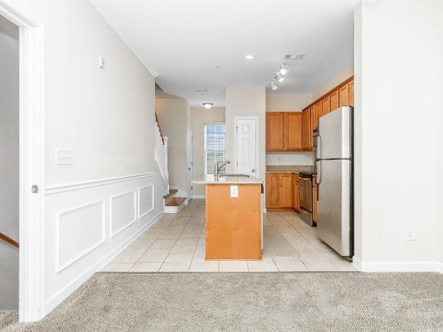 2954 Yancey Way Unit B