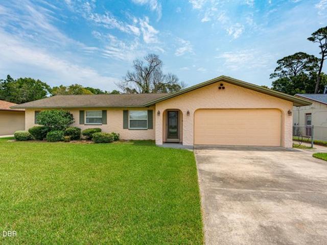 2955 Carriage Dr, South Daytona, FL 32119