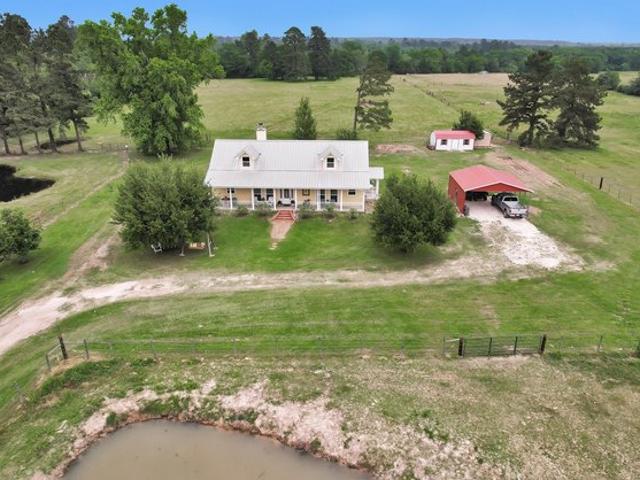 2955 Hogg Ext, Kennard, TX 75847