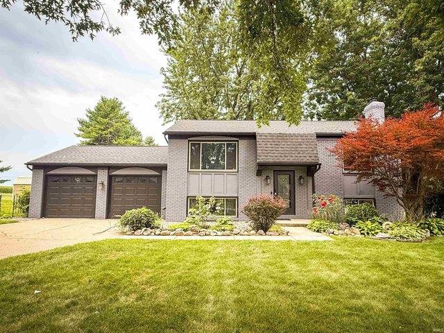 2955 Sycamore Ln, Bremen, IN 46506