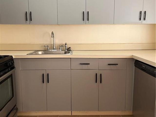 2955 Shell Road # 3J