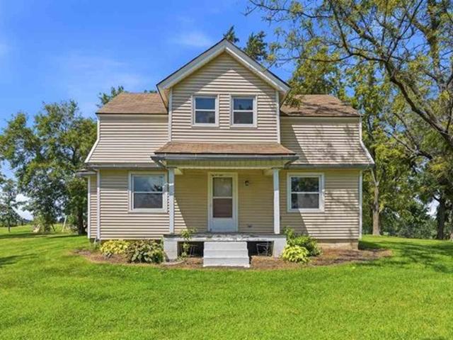 2955 th St, Ainsworth, IA 52201