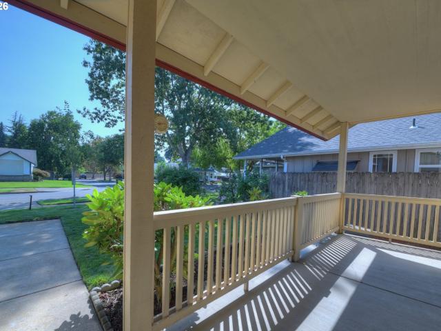 2956 dahlia ln