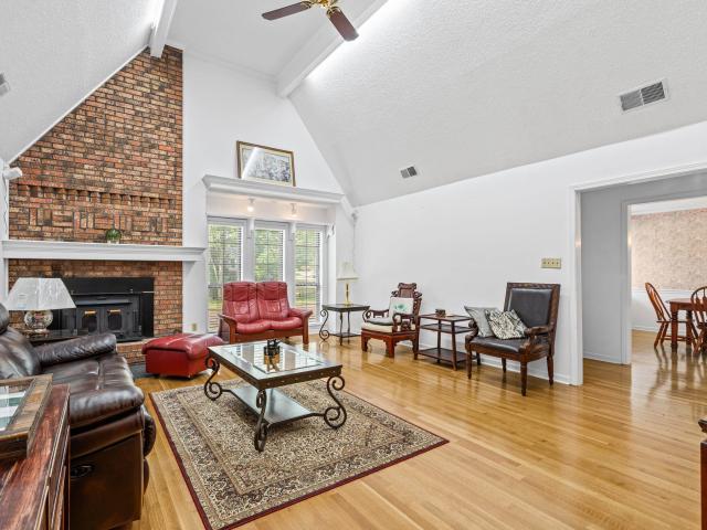2956 honey tree dr