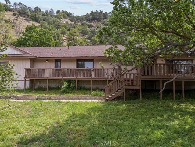 29570 Butterfield Way, Tehachapi, CA 93561 | MLS #26003 | Compass