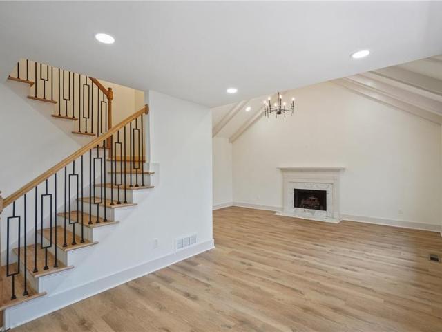 2957 Evonshire Lane