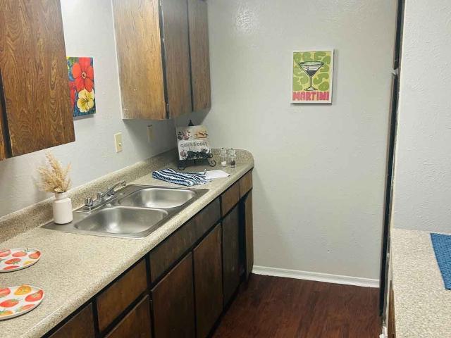 2957 PARK SQUARE Drive 14 203