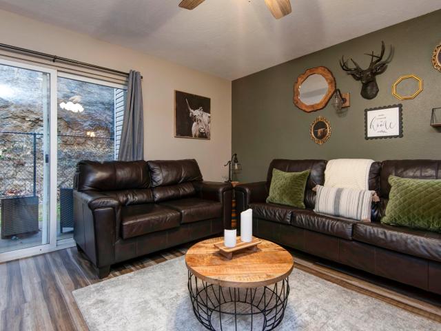 2957 Vineyards Parkway # 31 2