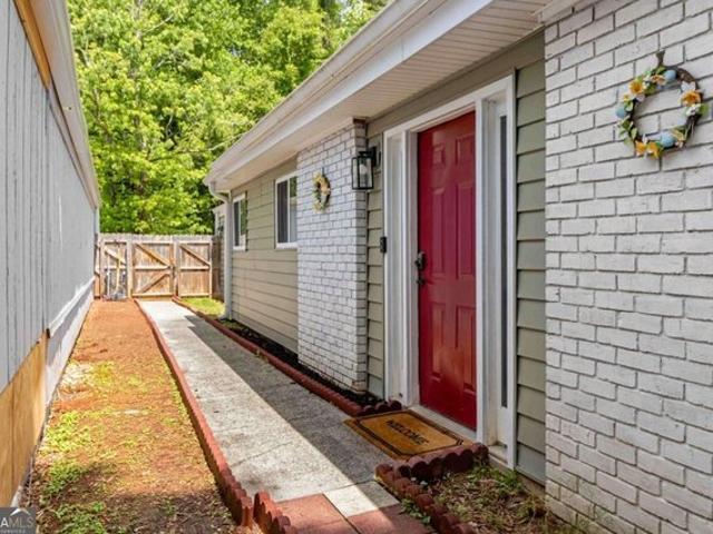 2958 Chipmunk Trl SE, Marietta, GA 30067