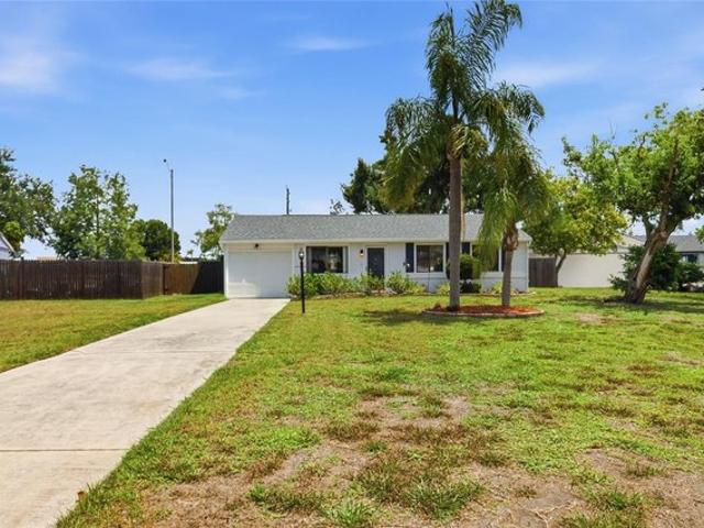 2959 N Lockwood Meadows Blvd, Sarasota, FL 34234