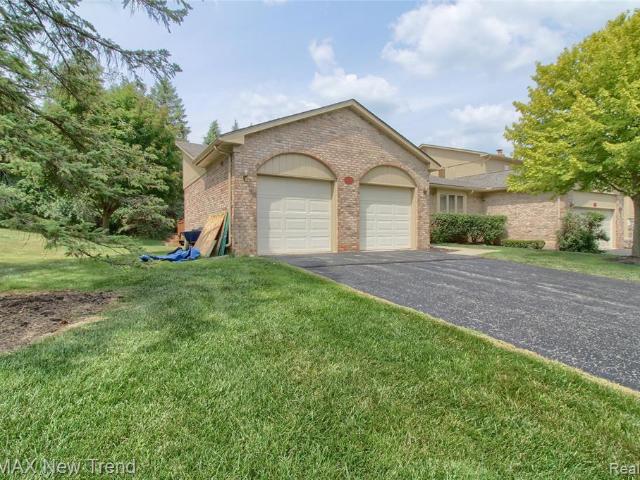 29504 Sylvan Lane