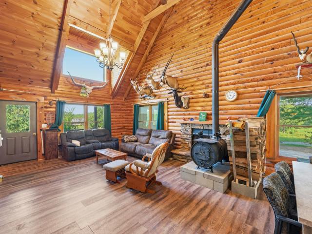 2950 McKenzie Rd