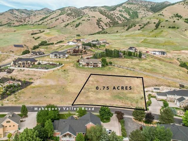 2950 N Mahogony Valley Rd E Unit 7, North Logan, UT 84341