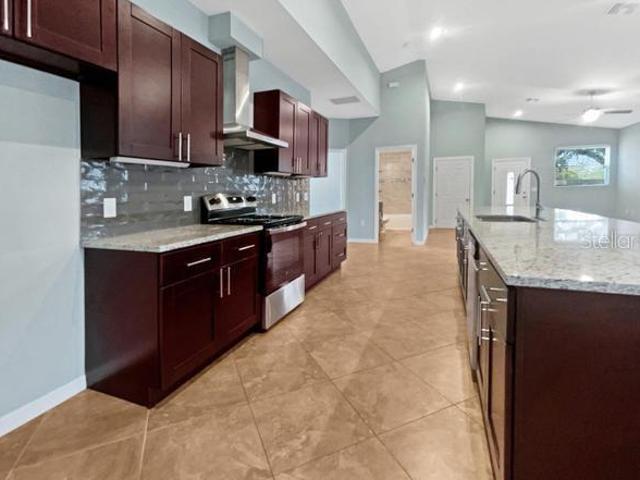 2950 N North Oriente Ave N, Sarasota, FL 34235 | MLS #TB8395 | Compass