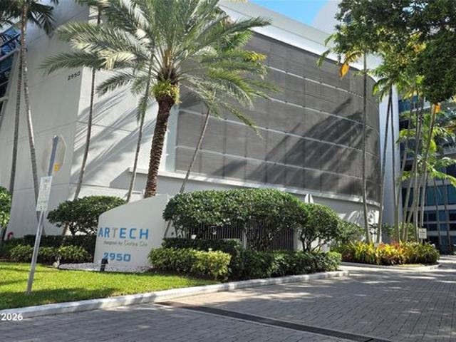 2950 NE 188th St Apt 110, Aventura, FL 33180