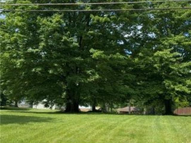 2950 HI Vue Dr, Akron, OH 44312