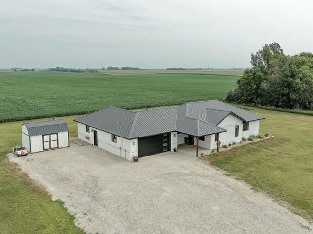 2950 th St, Spirit Lake, IA 51360