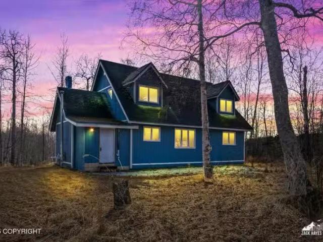 2950 W TELEQUANA DR, WASILLA, AK 99654 Single Family Residence.