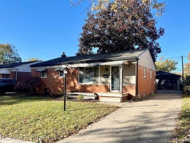 29517 Howard Ave, Madison Heights, MI 48071