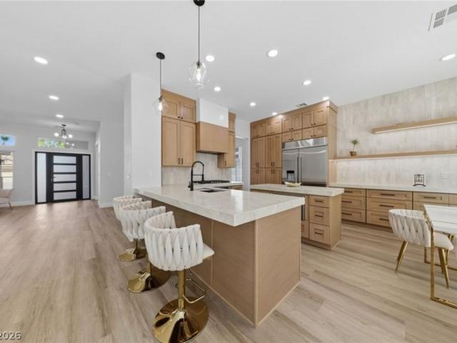 2951 Matese Dr, Henderson, NV 89052