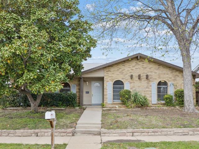 2951 Furneaux Lane