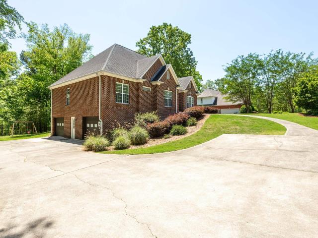 2951 Floyd Bradford Road