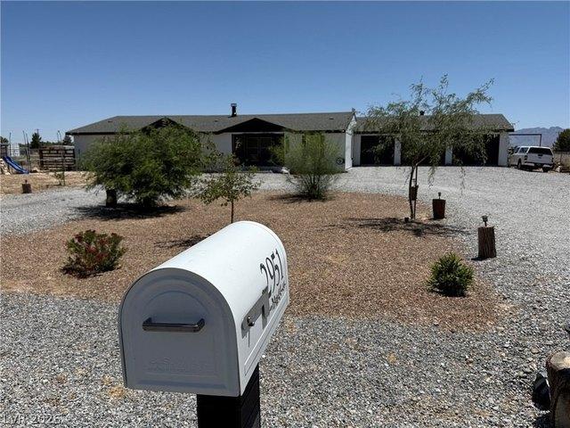 2951 Palm Dr, Pahrump, NV 89060