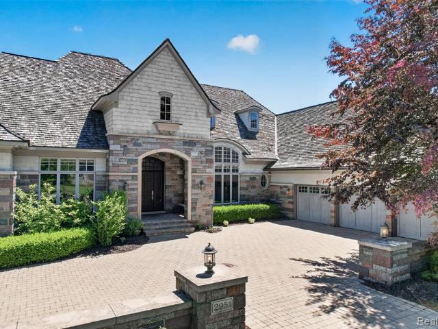 2951 Turtle Pond Court