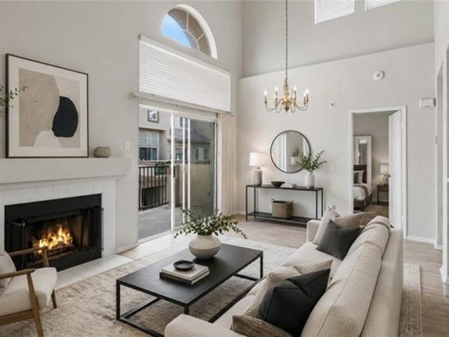2951 Via Milano Unit 202, Corona, CA 92879