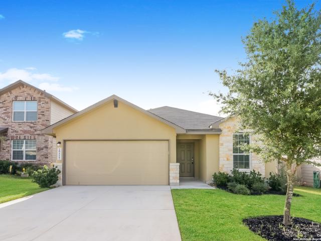 29522 Summer Copper, 3 beds, 2 full baths