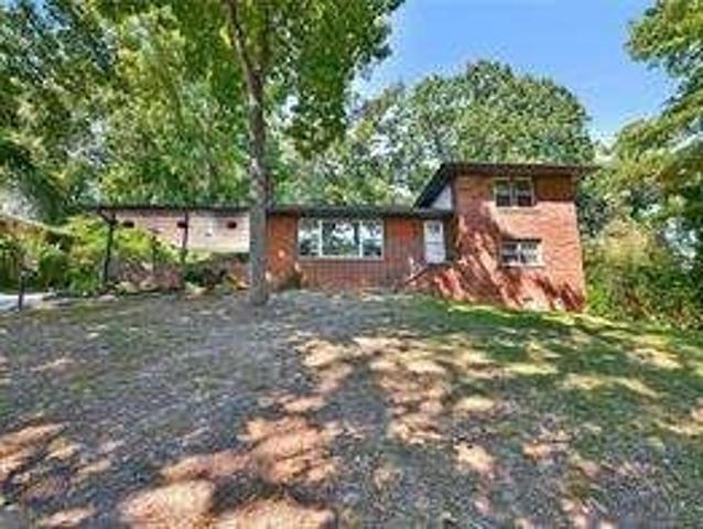 2953 Collier Dr NW, Atlanta, GA 30318