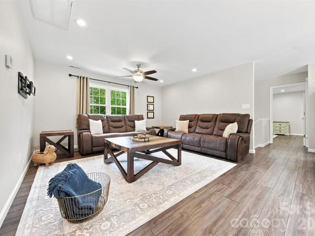 2953 2nd Street Court NW