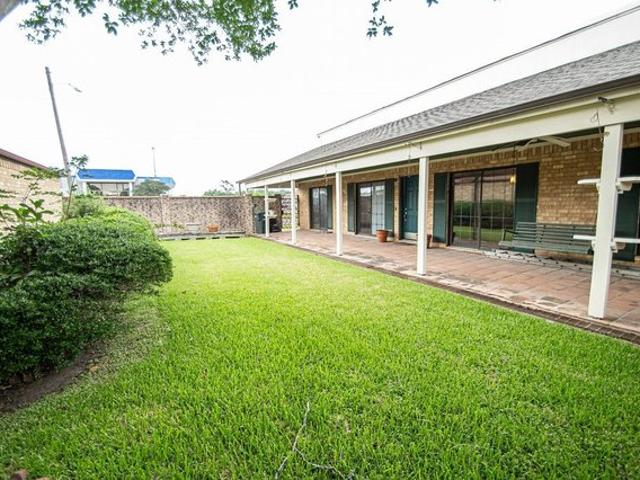 2953 39th St, Port Arthur, TX 77642