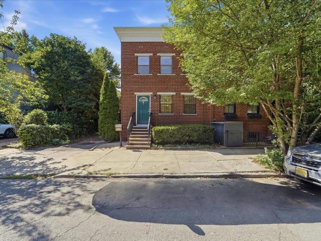 295 9Th St # whole House