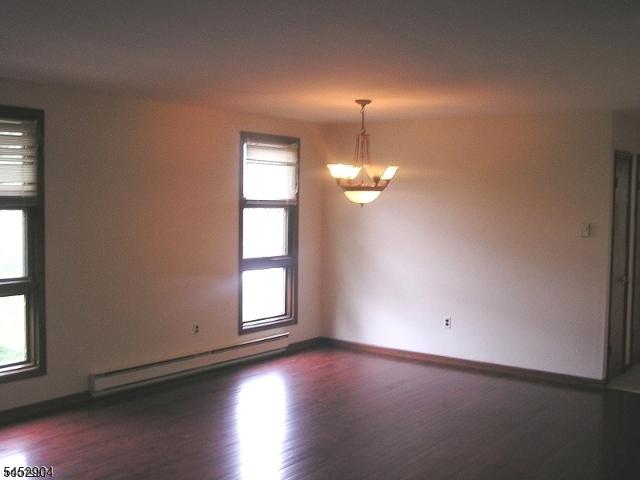 295 Claremont Ave # 8